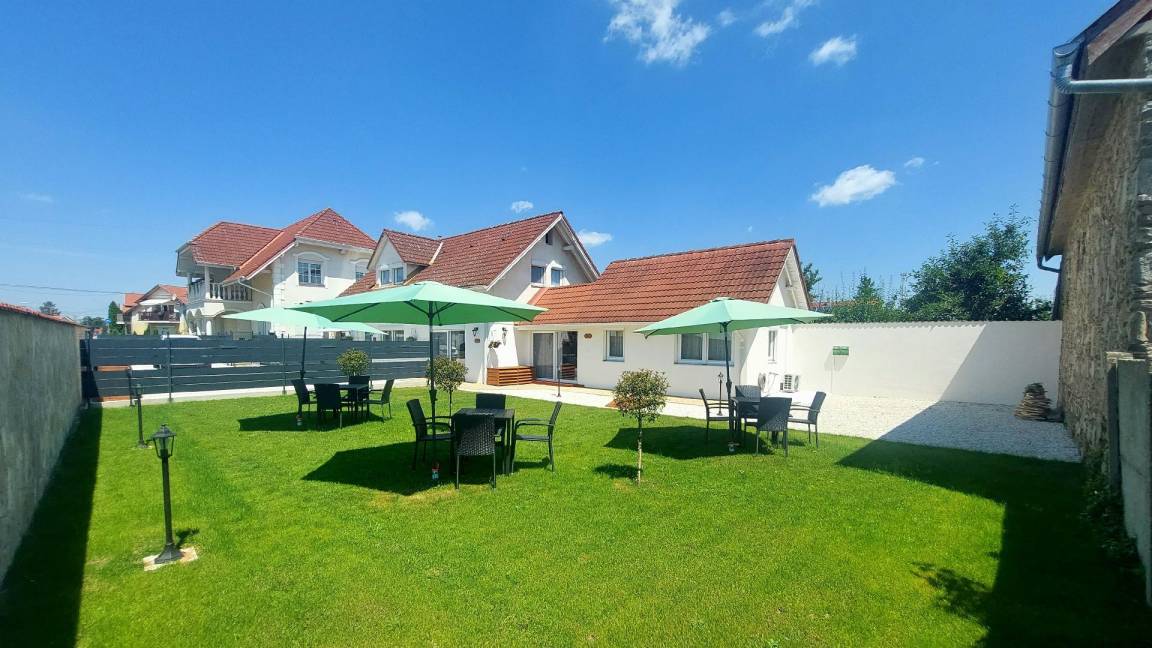 57 M² Apartment ∙ 1 Bedroom ∙ 2 Guests - Sárvár