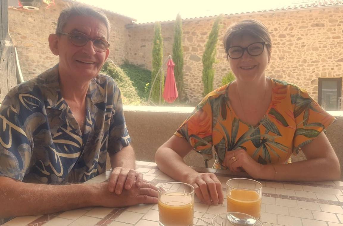 250 M² Gîte ∙ 6 Bedrooms ∙ 15 Guests - Beaujolais