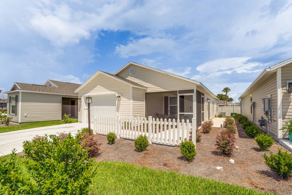 113 M² House ∙ 2 Bedrooms ∙ 4 Guests - Leesburg, FL