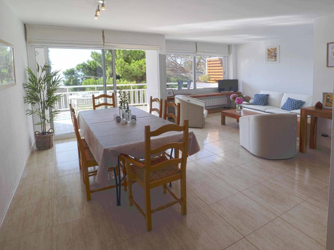 75 M² Appartement ∙ 3 Chambres ∙ 6 Personnes - Sant Feliu de Guíxols