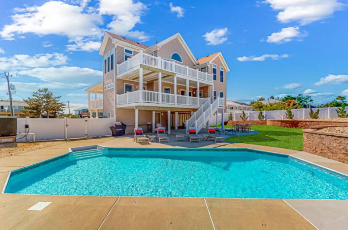 100 M² Appartement ∙ 4 Chambres ∙ 12 Personnes - Virginia Beach, VA