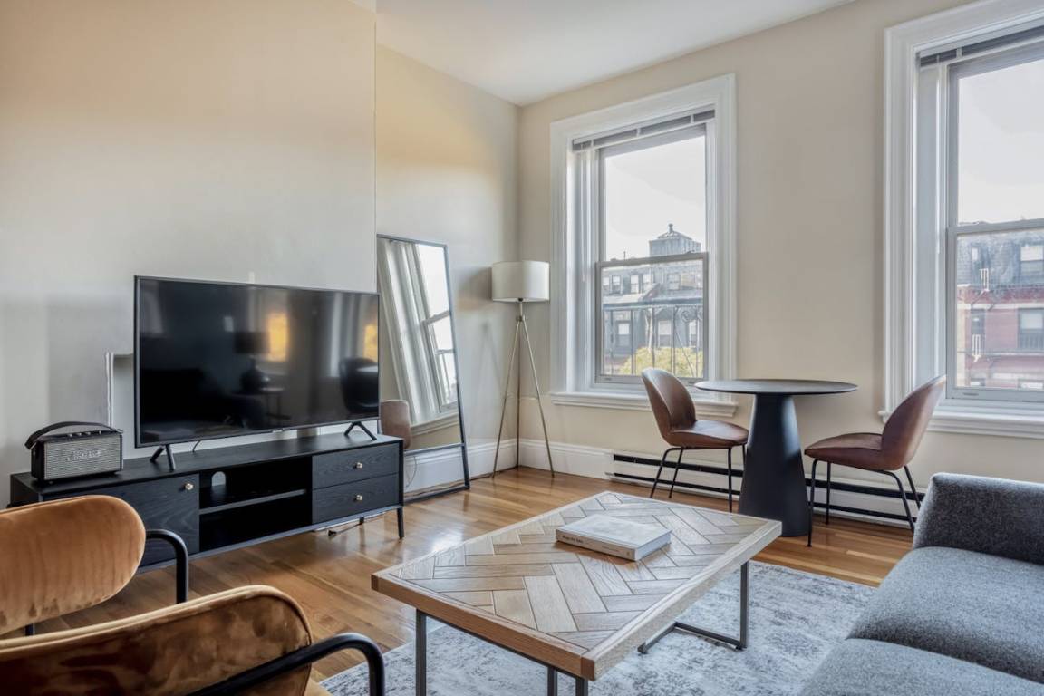 56 M² Apartment ∙ 1 Bedroom ∙ 2 Guests - Quincy, MA