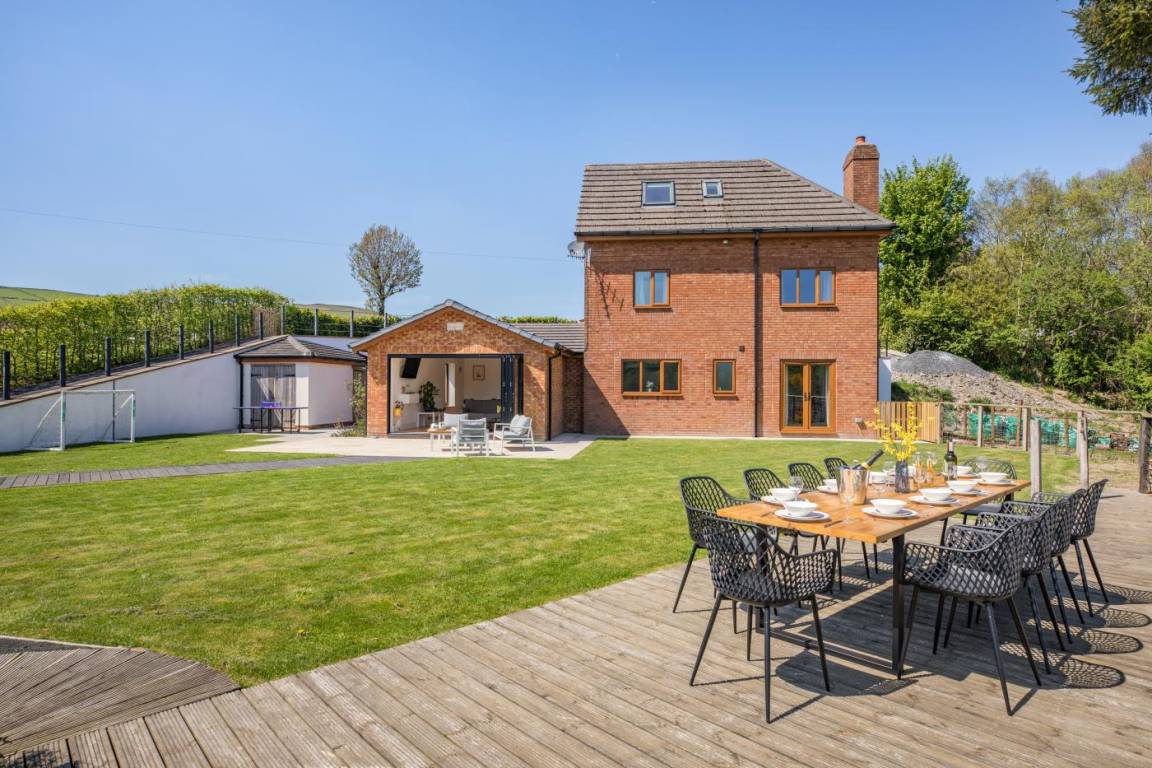 Cottage ∙ 5 Bedrooms ∙ 10 Guests - Rhayader