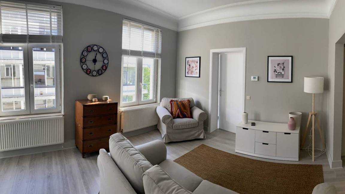 30 M² Apartamento ∙ 1 Quarto ∙ 1 Hóspede - Bruxelas