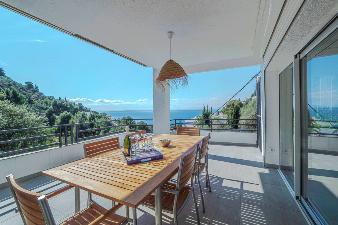 150 M² Casa ∙ 4 Habitaciones ∙ 8 Huéspedes - Rosas