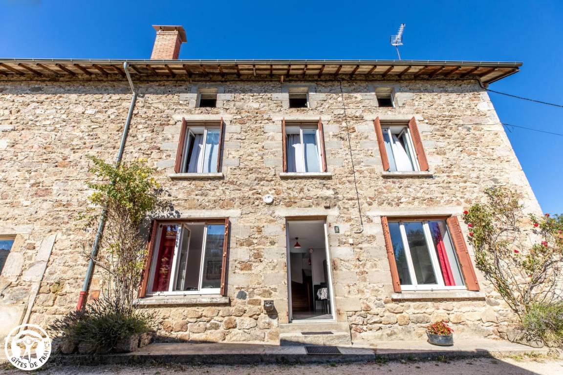 125 M² Gîte ∙ 4 Chambres ∙ 8 Personnes - Puy-de-Dôme