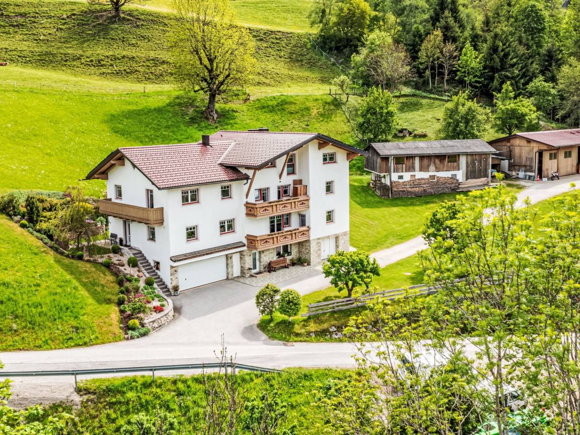 106 M² Apartment ∙ 2 Bedrooms ∙ 8 Guests - Schladming