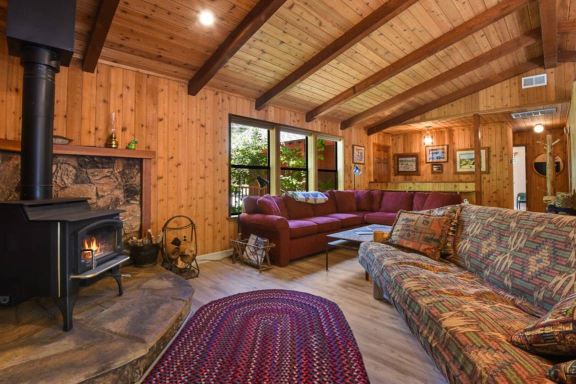 102 M² House ∙ 2 Bedrooms ∙ 5 Guests - Truckee, CA