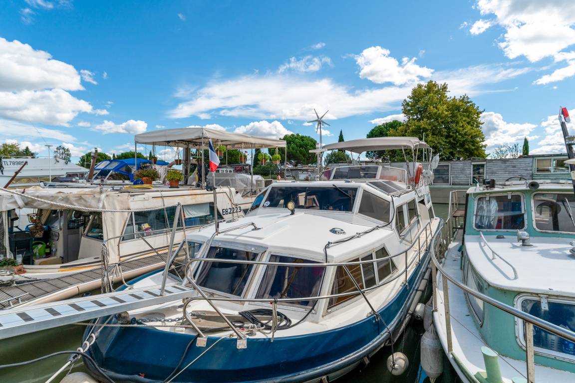 38 M² Péniche ∙ 3 Chambres ∙ 7 Personnes - Camargue