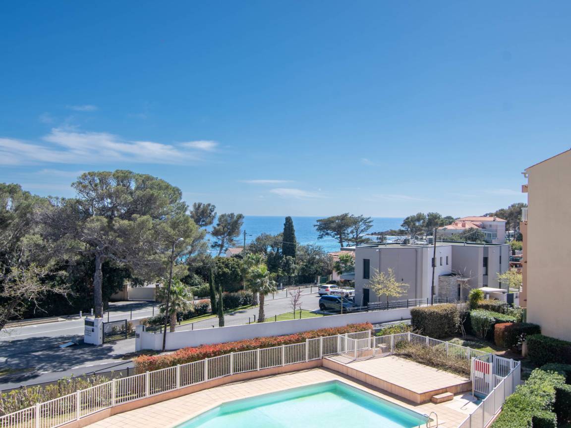 39 M² Apartment ∙ 2 Bedrooms ∙ 4 Guests - Fréjus