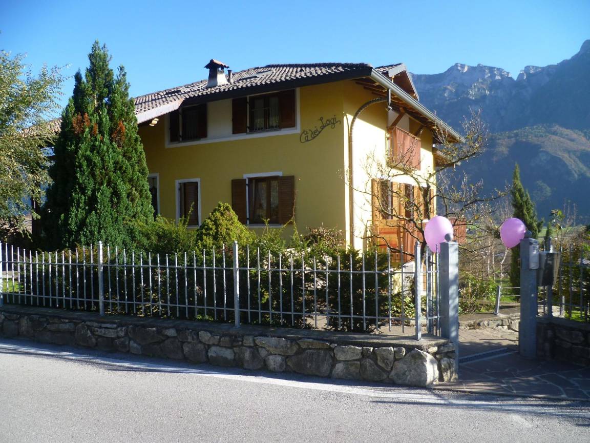 90 M² Huoneisto ∙ 3 Makuuhuonetta ∙ 4 Vierasta - Levico Terme