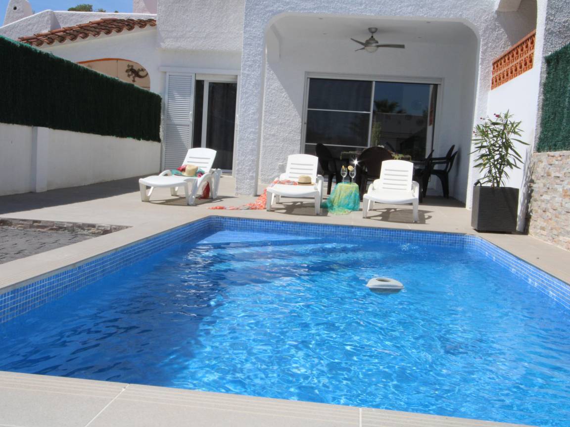 90 M² Casa Rural ∙ 3 Habitaciones ∙ 6 Huéspedes - Riumar