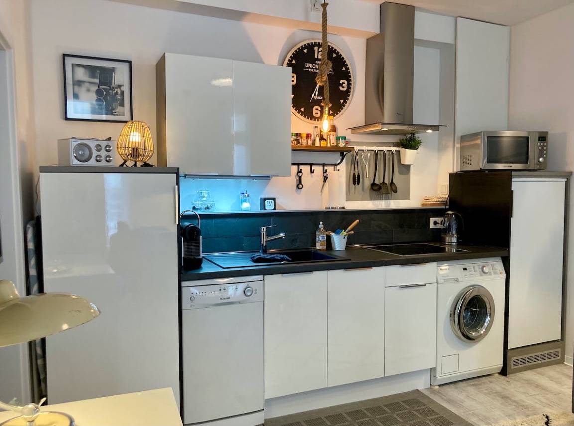 34 M² Apartment ∙ 1 Bedroom ∙ 2 Guests - Saarbrücken