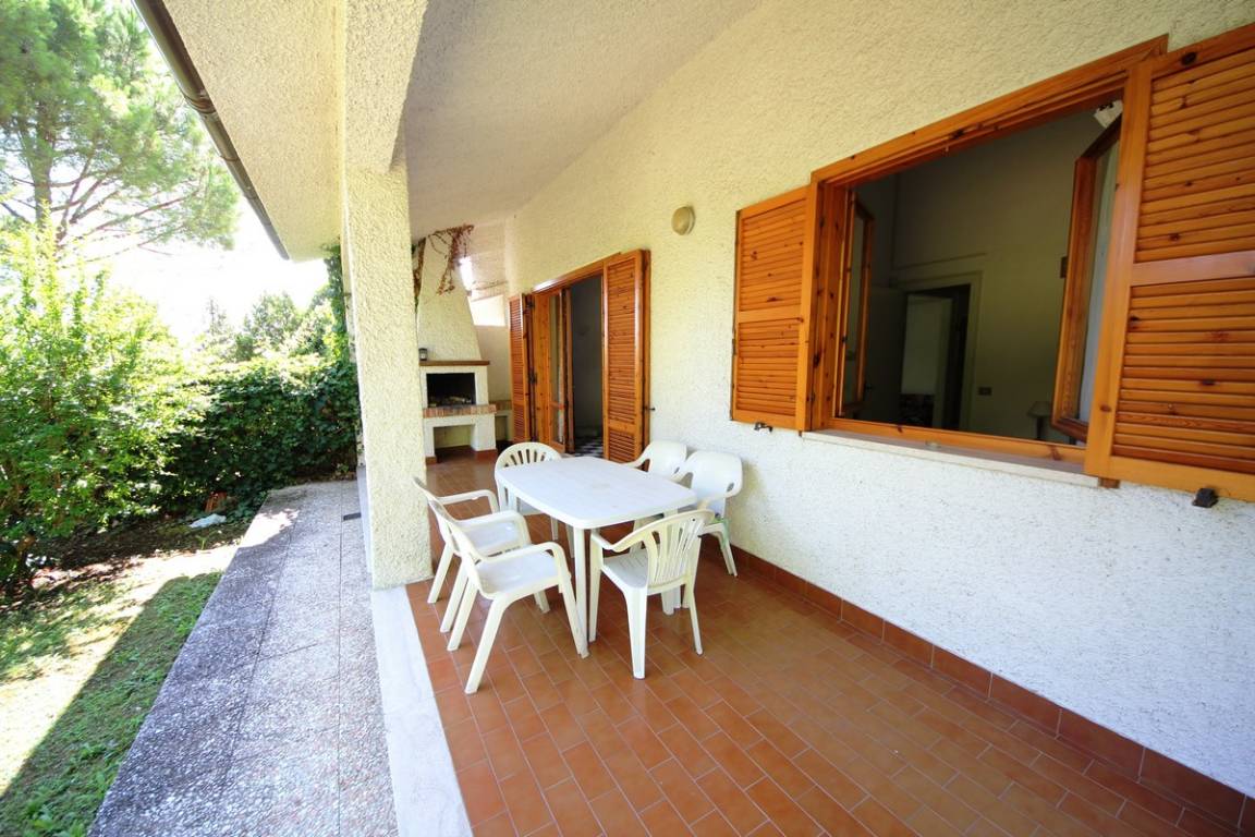 Villa ∙ 3 Bedrooms ∙ 7 Guests - Sirolo