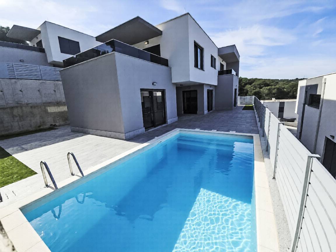 170 M² Ferienhaus ∙ 3 Schlafzimmer ∙ 6 Gäste - Dugi Rat