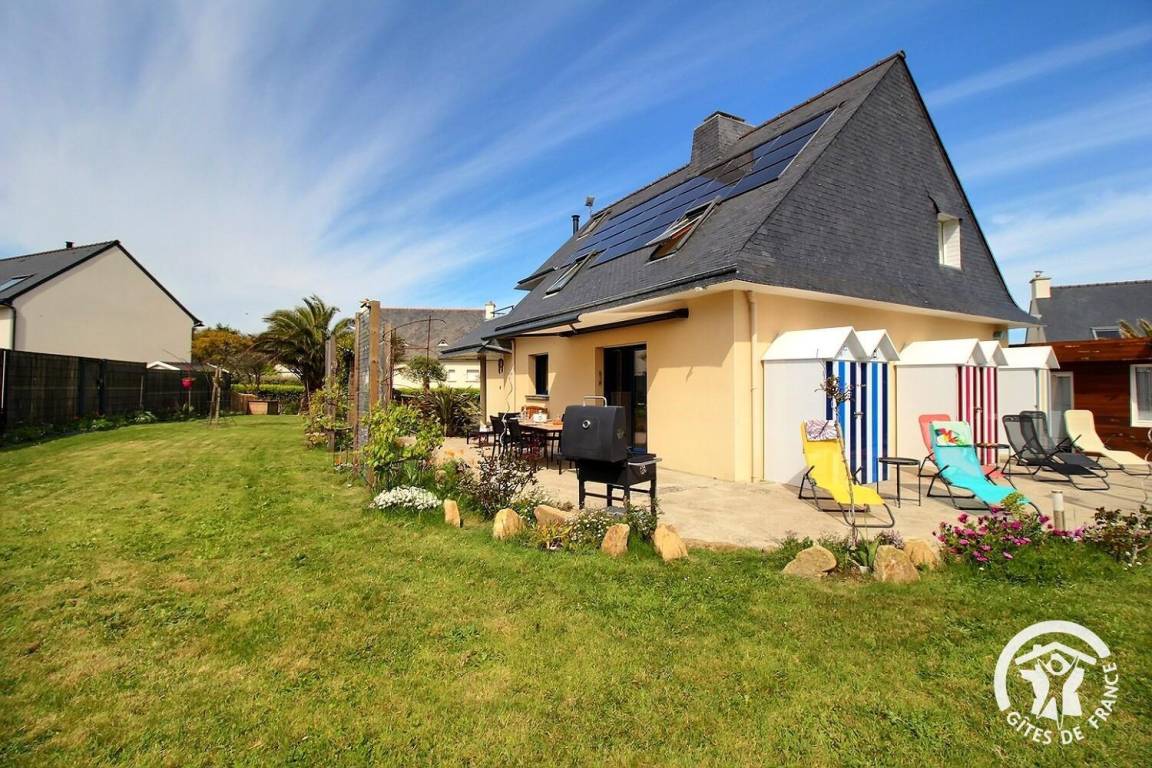 144 M² Gîte ∙ 3 Chambres ∙ 6 Personnes - Lannion