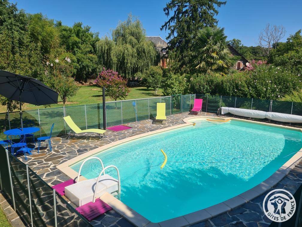 100 M² Gîte ∙ 3 Chambres ∙ 6 Personnes - Corrèze