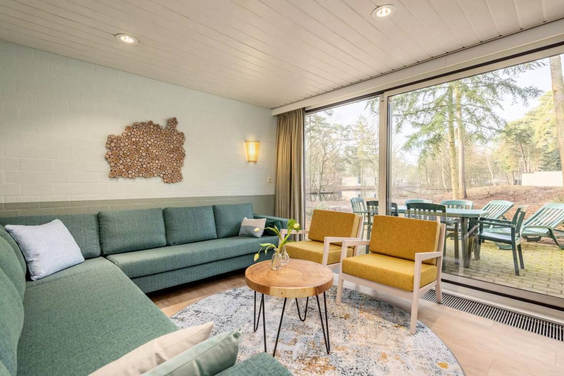 96 M² Caravan ∙ 4 Bedrooms ∙ 8 Guests - Eindhoven