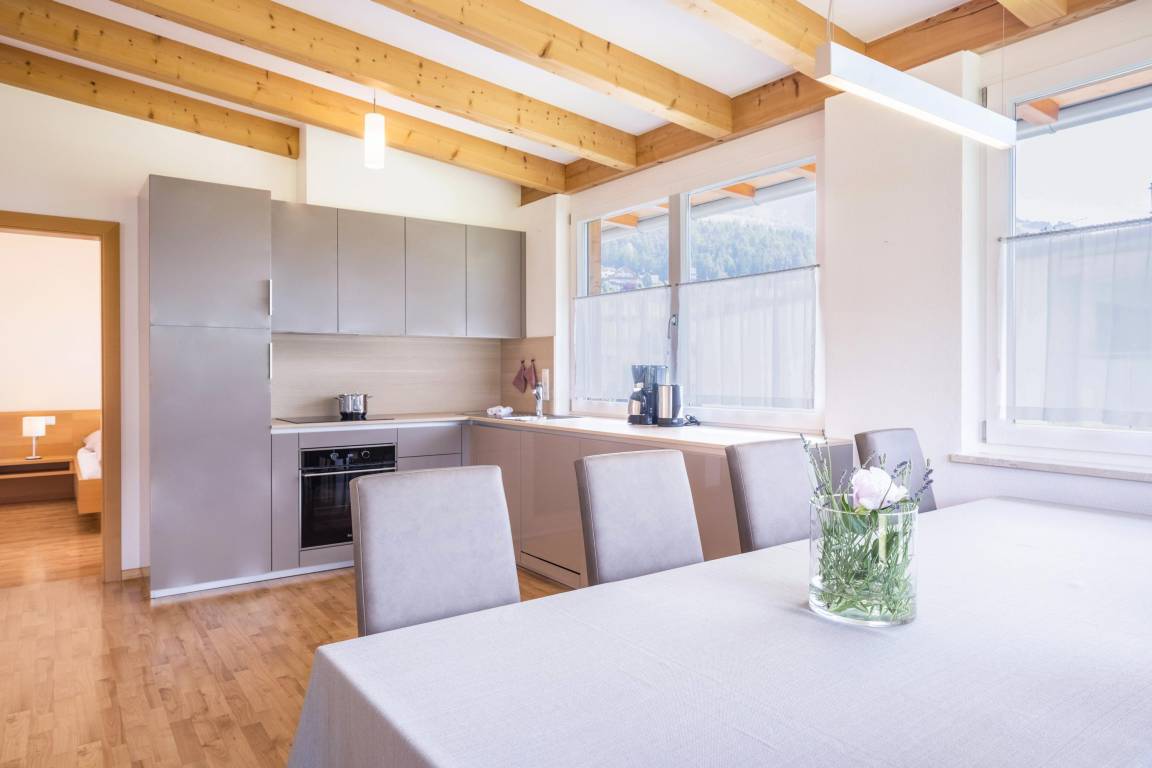 100 M² Apartment ∙ 4 Bedrooms ∙ 7 Guests - Kronplatz