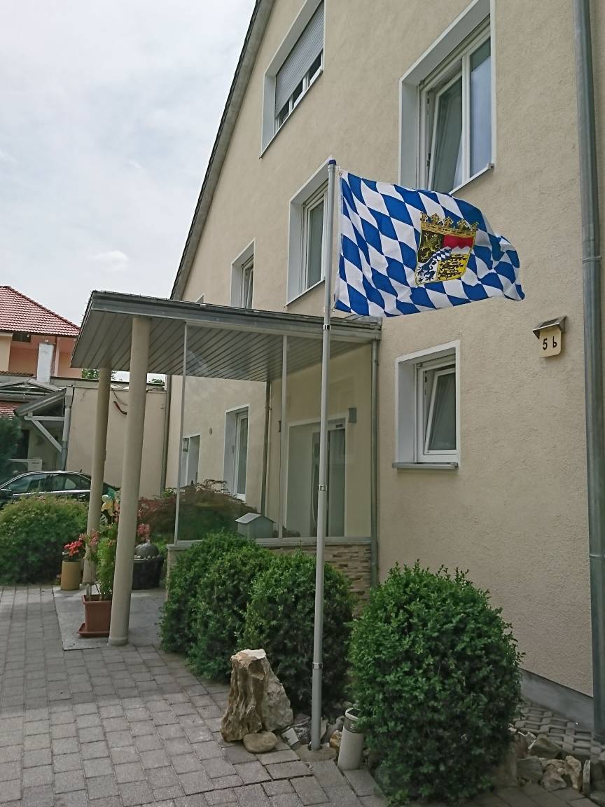 80 M² Ferienwohnung ∙ 1 Schlafzimmer ∙ 2 Gäste - Mindelheim