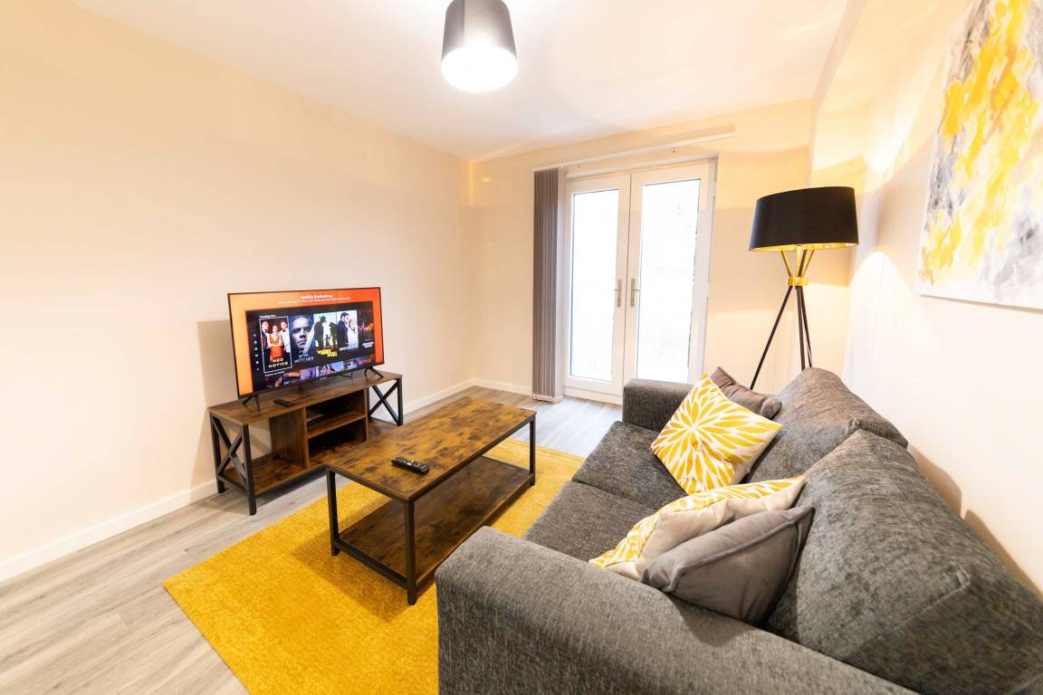 70 M² Apartment ∙ 2 Bedrooms ∙ 4 Guests - Manchester