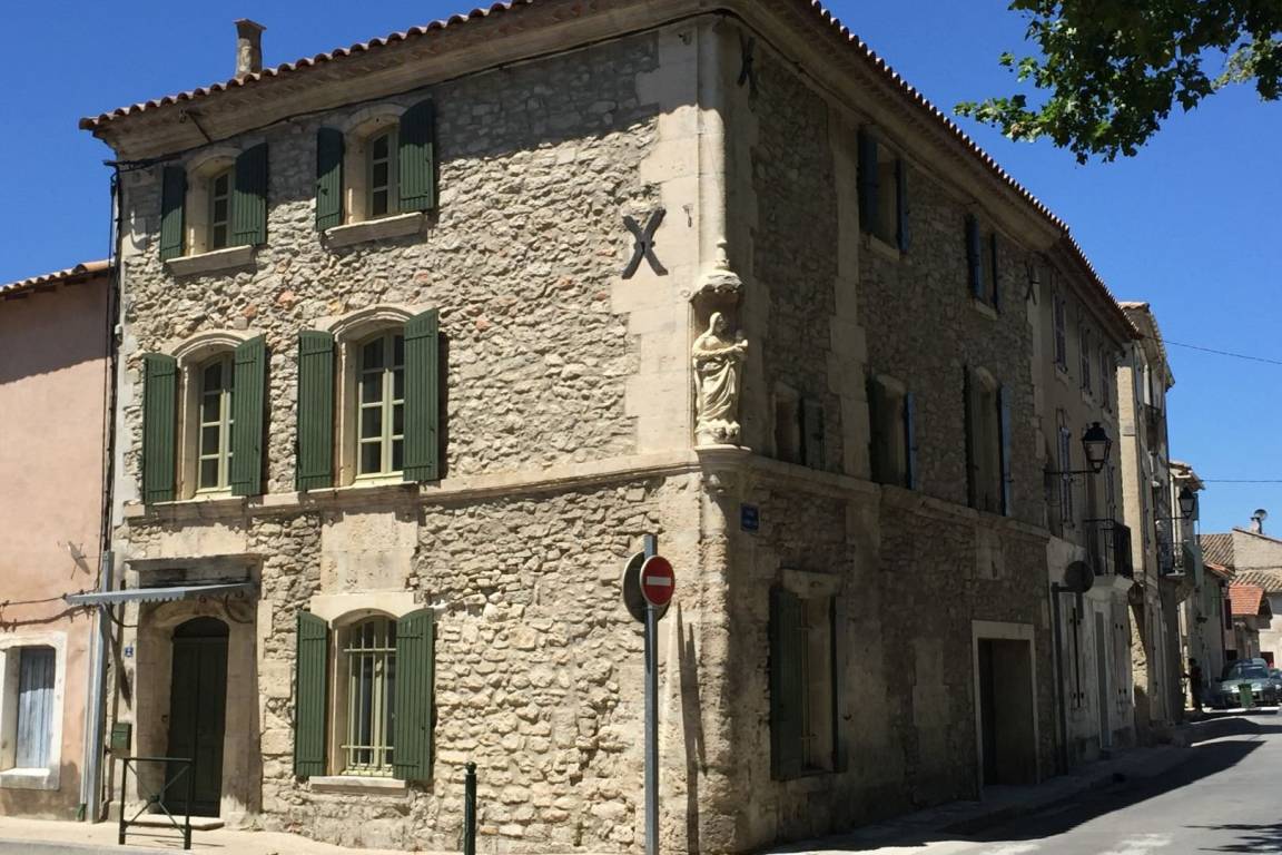 174 M² House ∙ 3 Bedrooms ∙ 6 Guests - Saint-Rémy-de-Provence