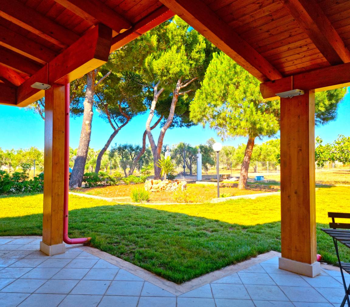 150 M² Villa ∙ 4 Bedrooms ∙ 9 Guests - Bari