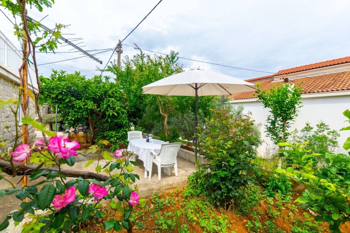 30 M² Appartamento Vacanza ∙ 1 Camera Da Letto ∙ 2 Ospiti - Curzola