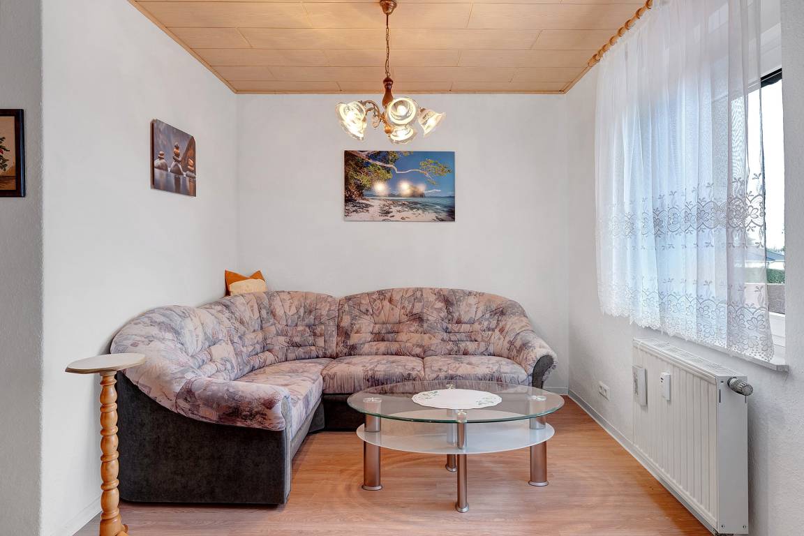 40 M² Ferienwohnung ∙ 1 Schlafzimmer ∙ 2 Gäste - Merseburg
