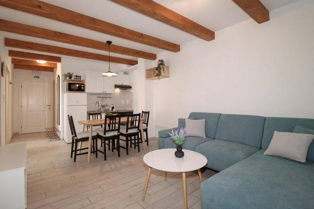 48 M² Apartment ∙ 2 Bedrooms ∙ 4 Guests - Brodarica