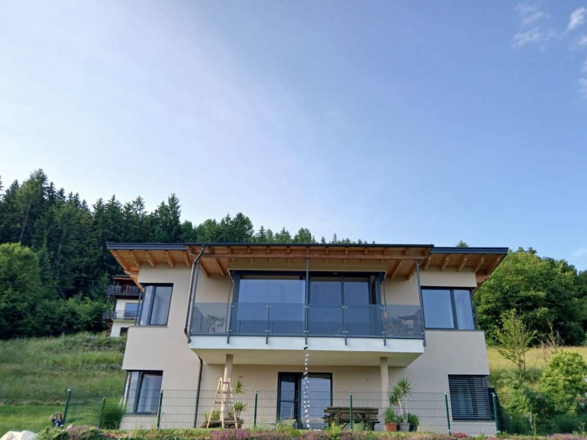 180 M² Ferienhaus ∙ 4 Schlafzimmer ∙ 7 Gäste - Wörthersee