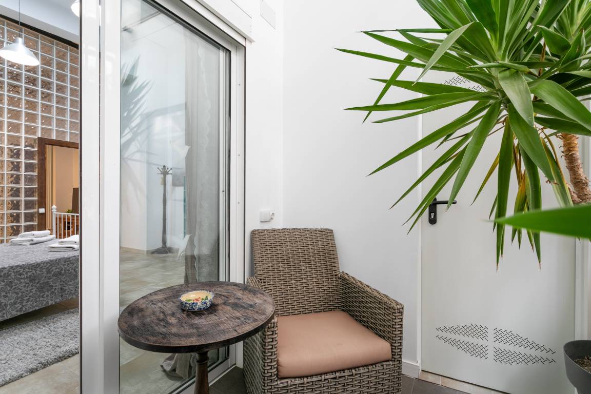 120 M² Apartment ∙ 1 Bedroom ∙ 2 Guests - Alicante