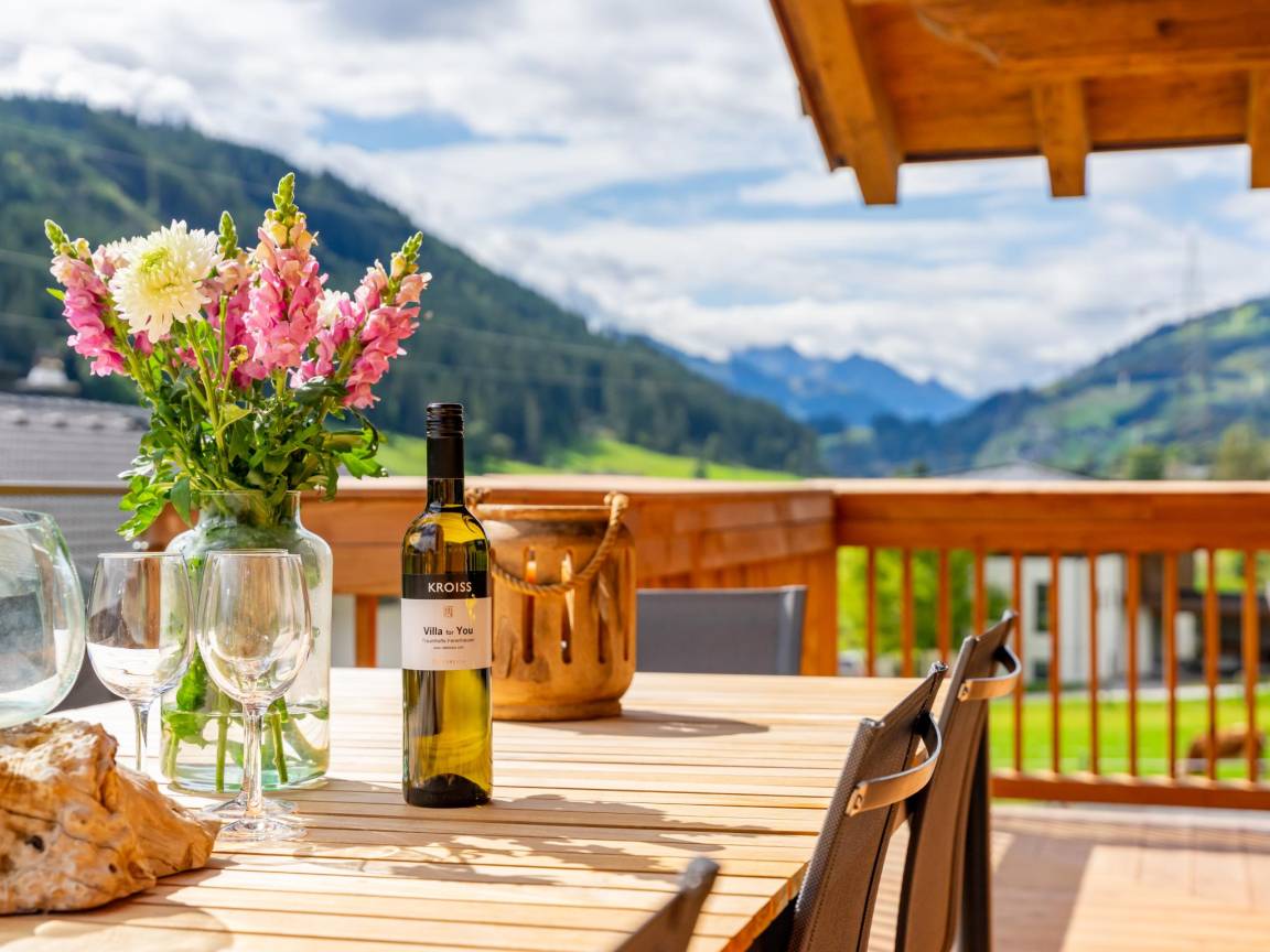 223 M² Chalet ∙ 4 Bedrooms ∙ 10 Guests - Wagrain