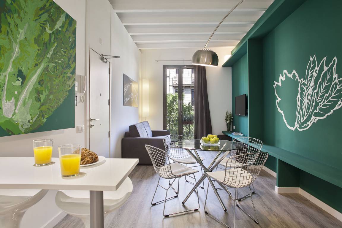 50 M² Apartamento ∙ 1 Habitación ∙ 3 Huéspedes - Cornellà de Llobregat