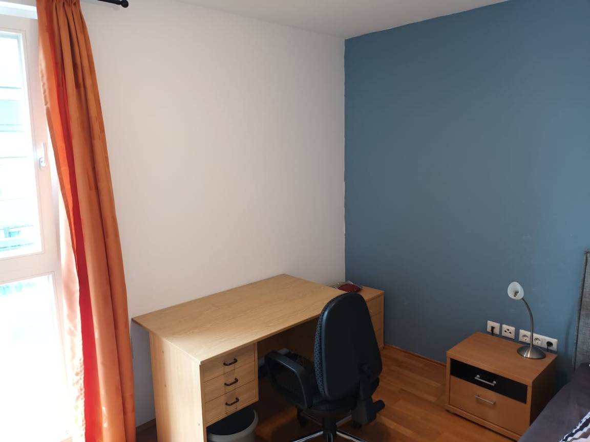 82 M² Private Room ∙ 1 Bedroom ∙ 1 Guest - Munich