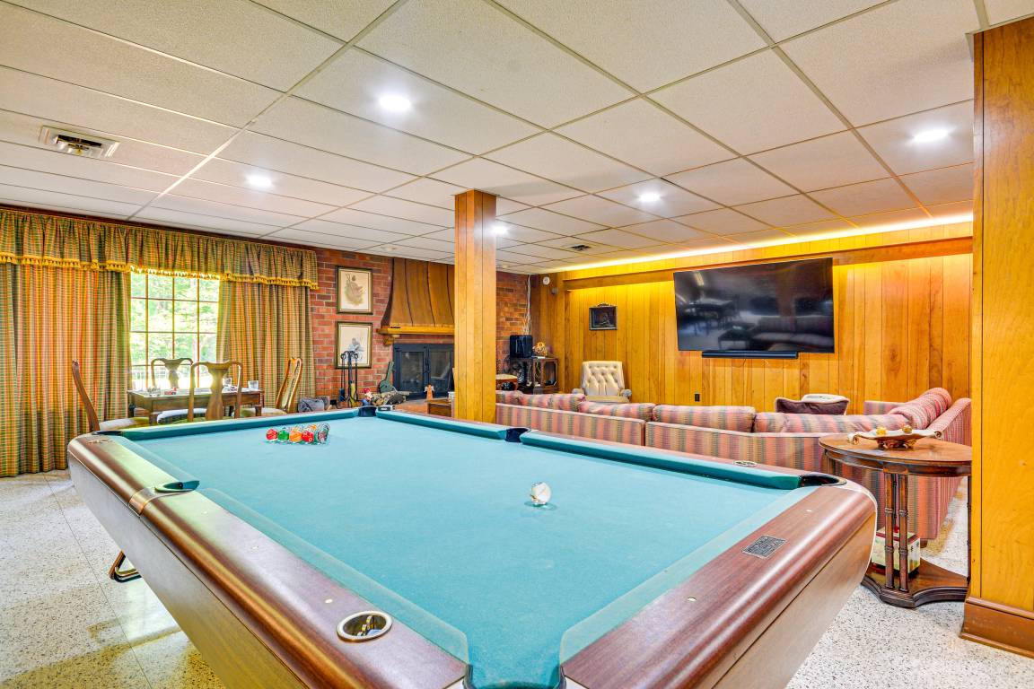 403 M² Talo ∙ 4 Makuuhuonetta ∙ 12 Vierasta - Thomasville, NC