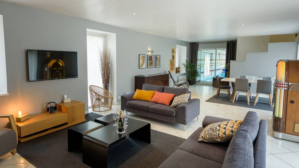 280 M² Maison De Vacances ∙ 4 Chambres ∙ 8 Personnes - Brest
