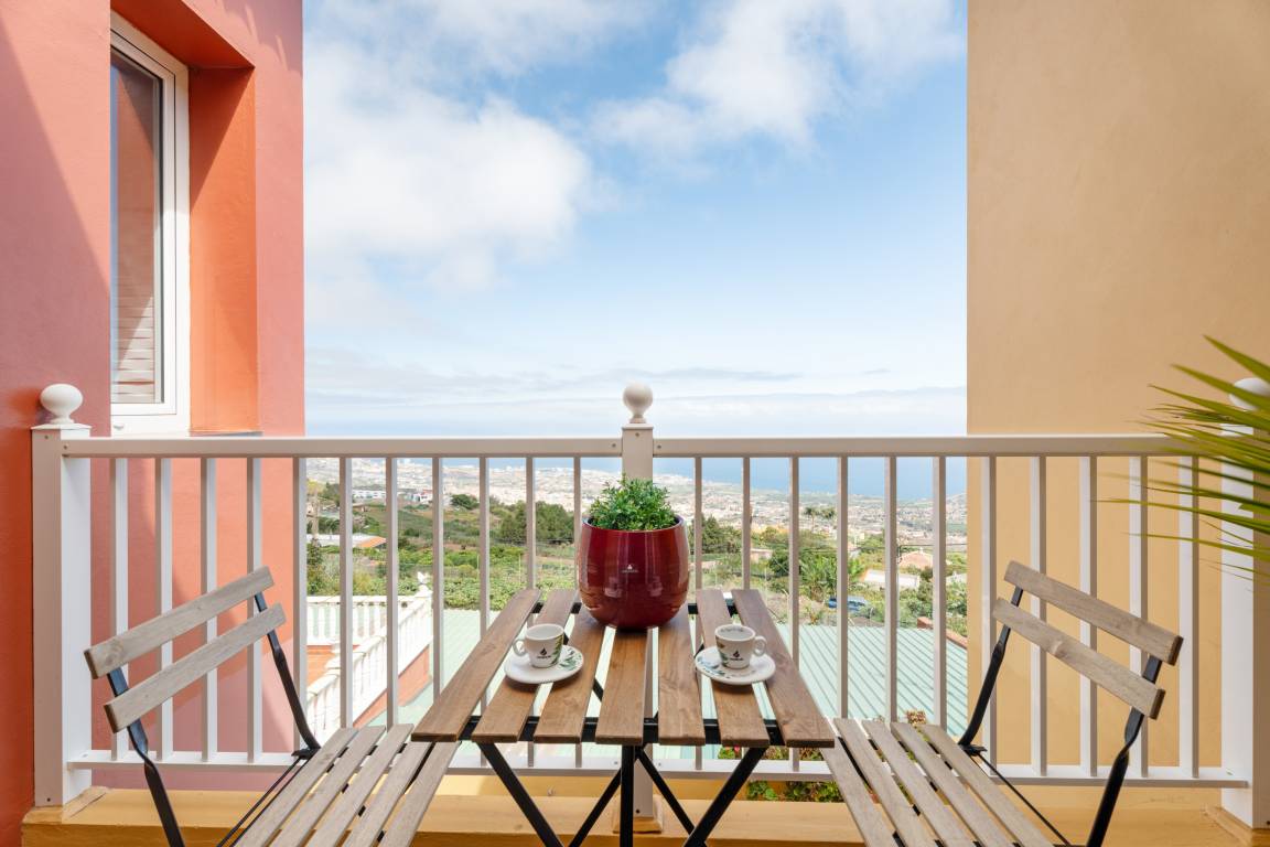 70 M² Ferienwohnung ∙ 2 Schlafzimmer ∙ 4 Gäste - La Orotava