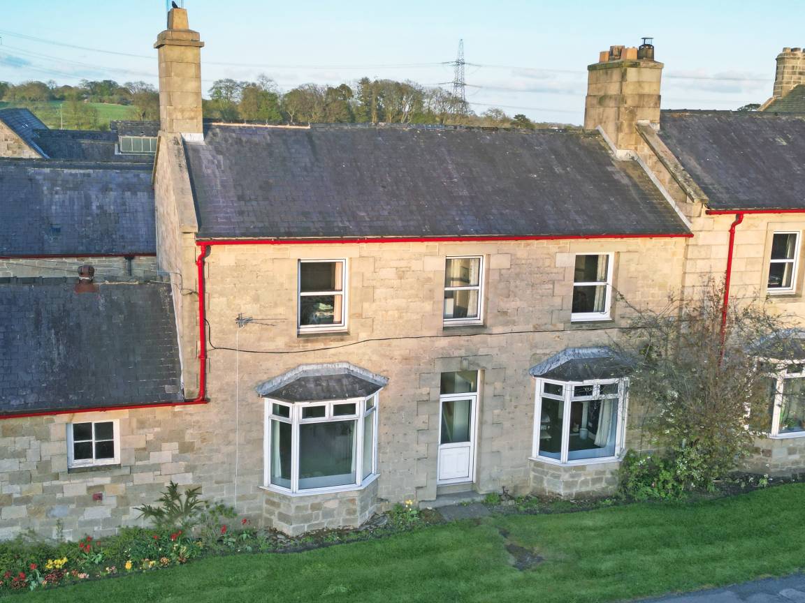Cottage ∙ 2 Bedrooms ∙ 4 Guests - Morpeth