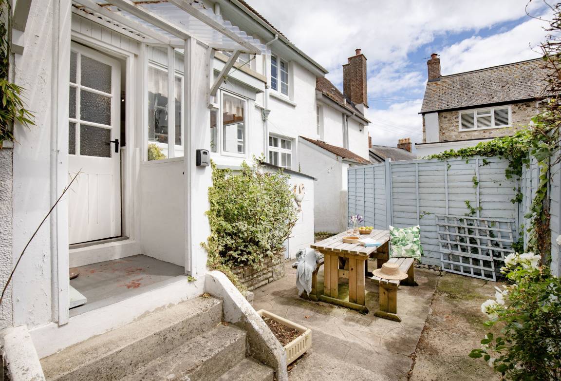 Cottage ∙ 3 Bedrooms ∙ 6 Guests - Beer