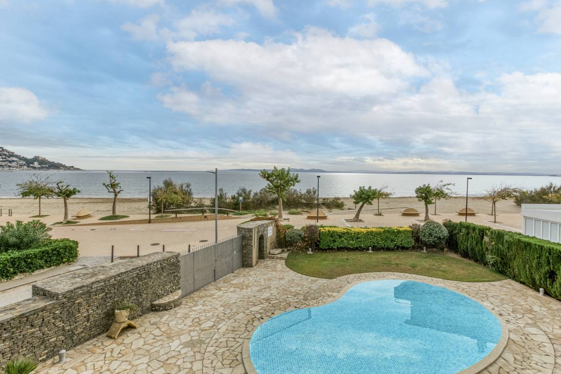 96 M² Appartement ∙ 3 Chambres ∙ 8 Personnes - Cadaqués