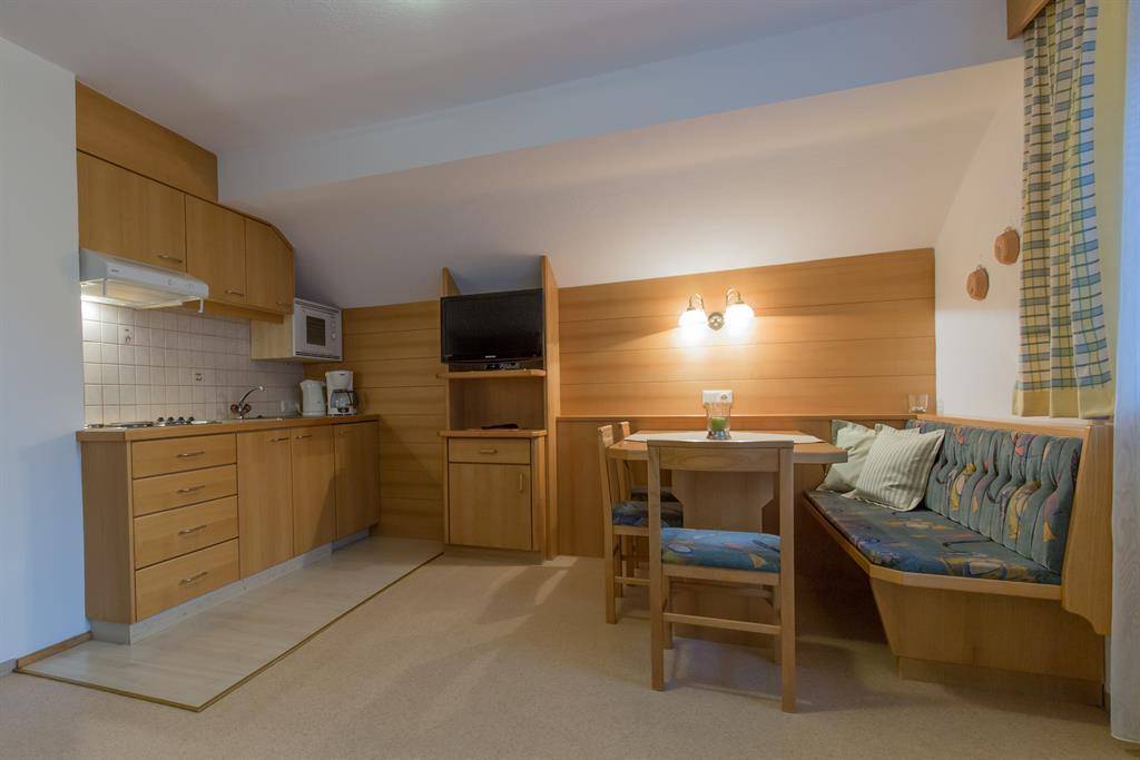 60 M² Ferienwohnung ∙ 1 Schlafzimmer ∙ 4 Gäste - Neustift im Stubaital