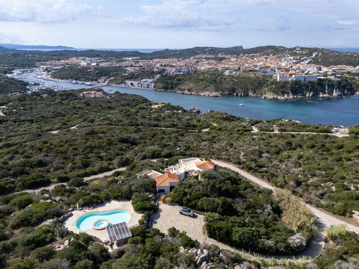 200 M² Maison De Vacances ∙ 5 Chambres ∙ 10 Personnes - Santa Teresa Gallura