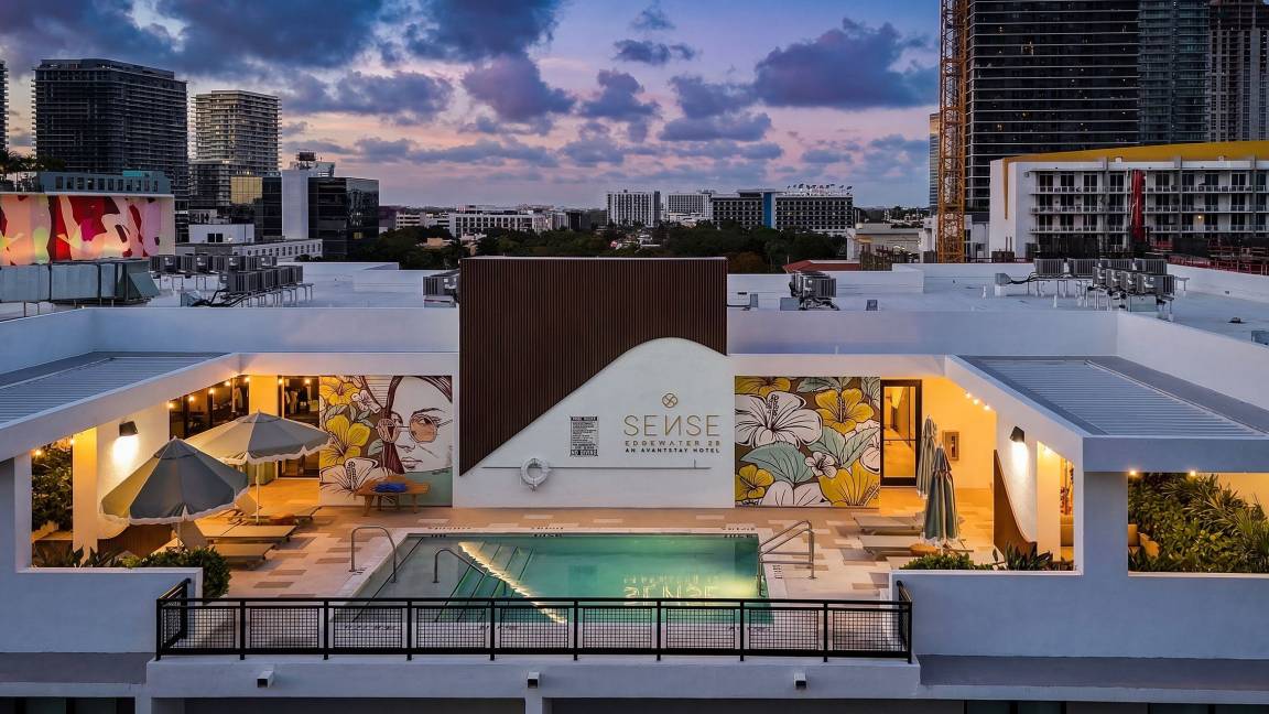 Hôtel ∙ 4 Chambres ∙ 12 Personnes - Miami, FL