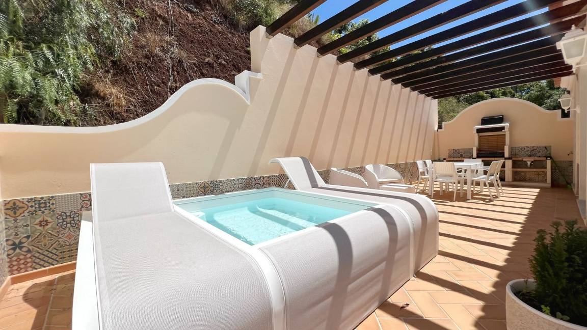 250 M² Maison De Vacances ∙ 3 Chambres ∙ 6 Personnes - Madère