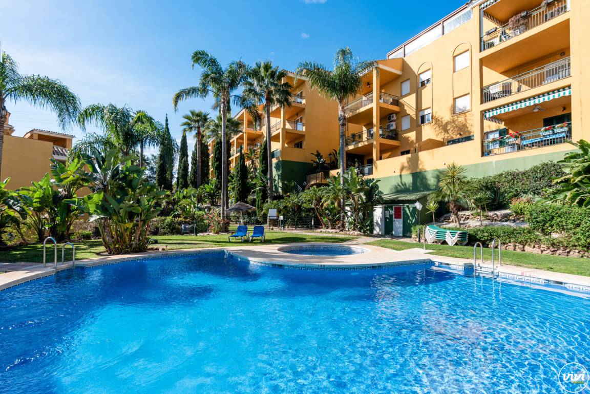 64 M² Appartement ∙ 2 Chambres ∙ 4 Personnes - Calahonda