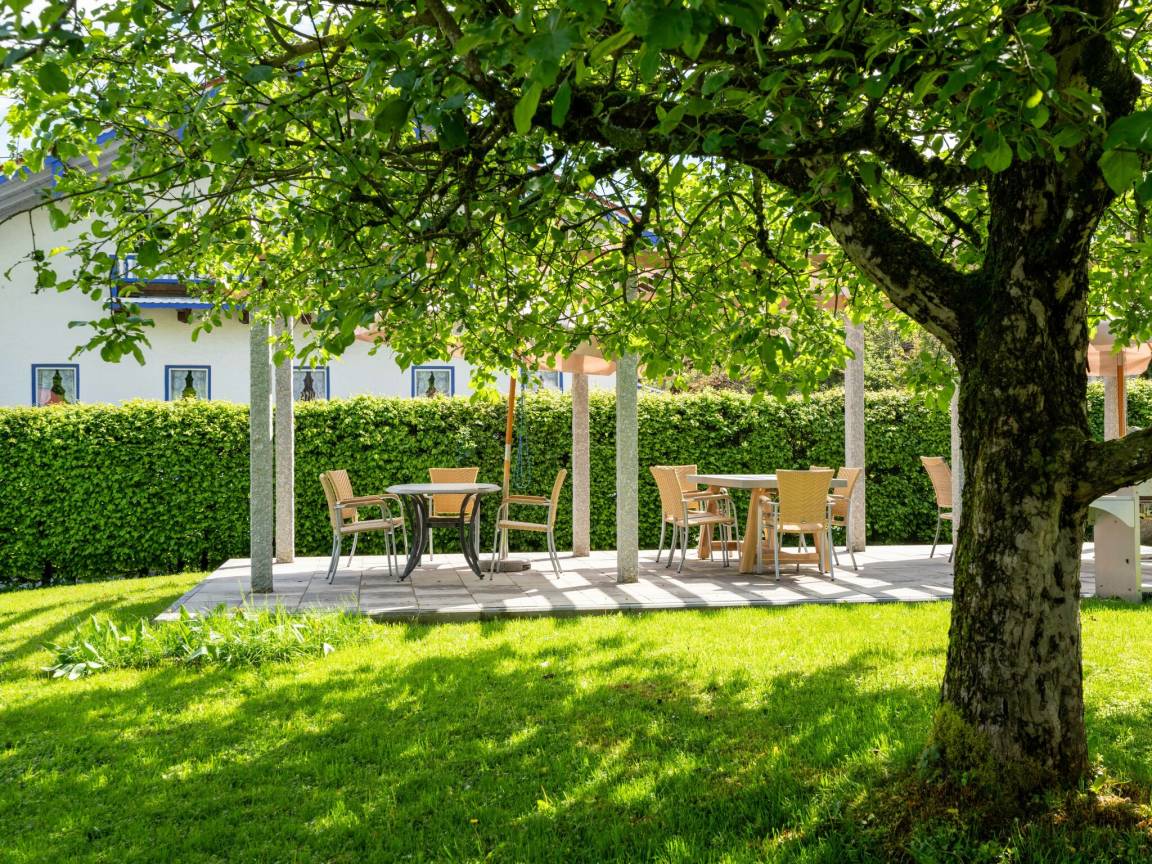 54 M² Ferienwohnung ∙ 2 Schlafzimmer ∙ 5 Gäste - Prien am Chiemsee