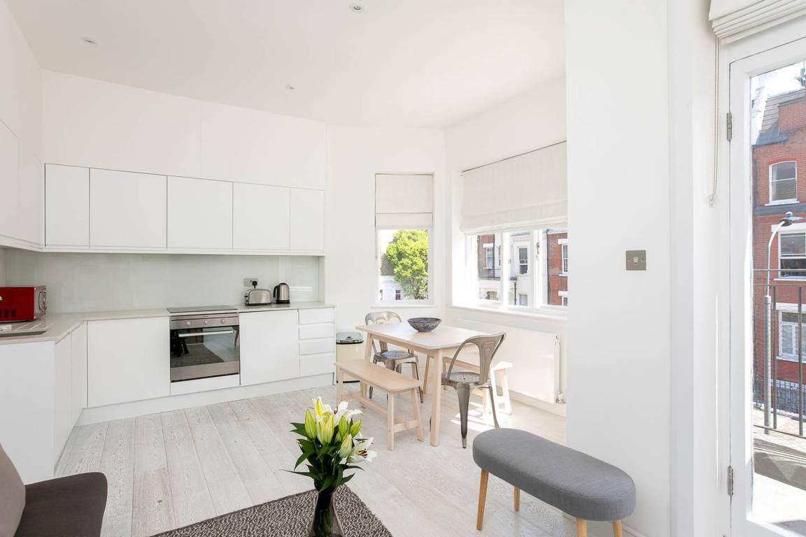 Apartment ∙ 2 Bedrooms ∙ 4 Guests - London Paddington Station