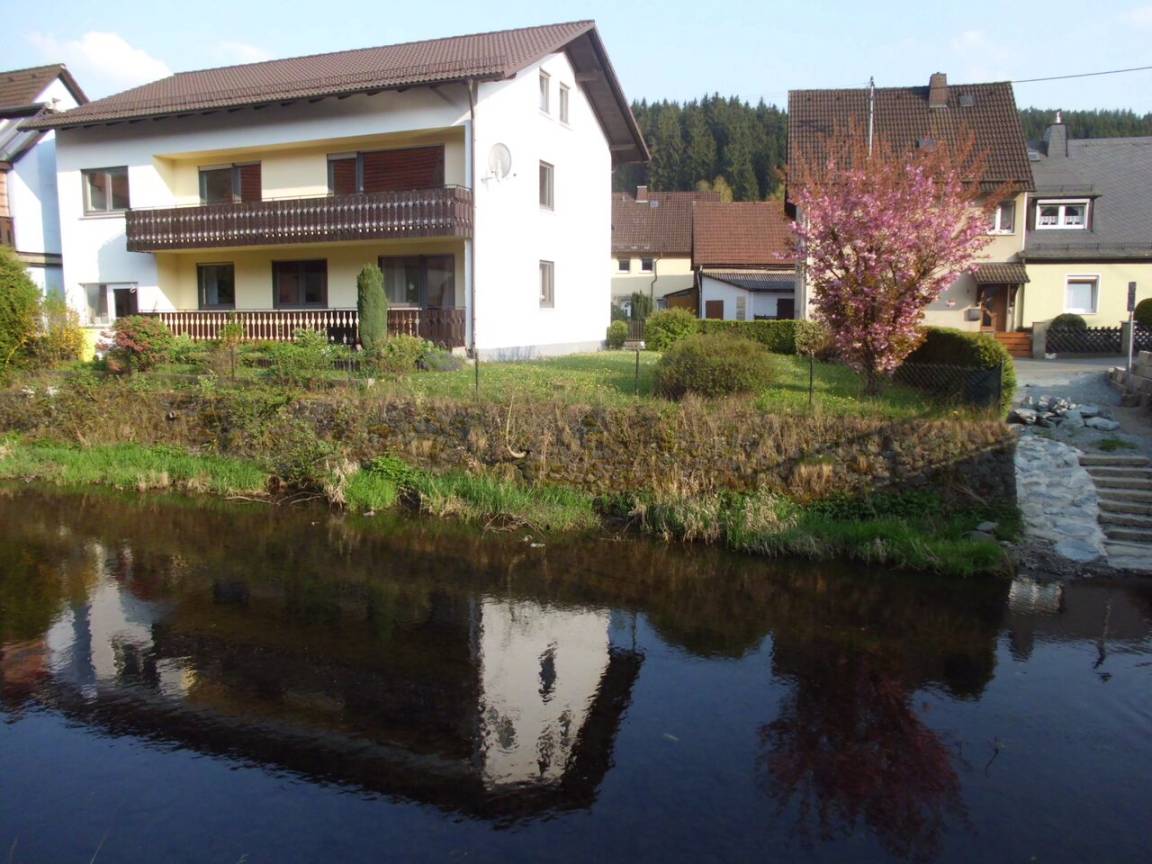 97 M² Ferienwohnung ∙ 3 Schlafzimmer ∙ 6 Gäste - Kronach