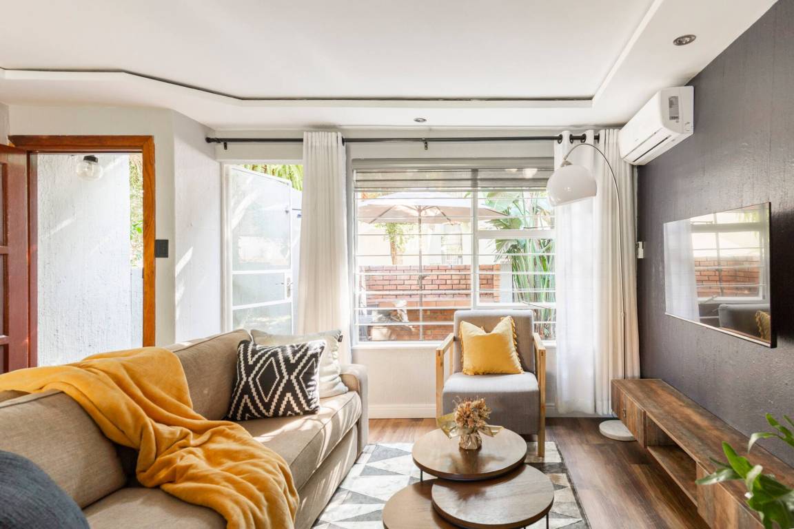 60 M² Appartement ∙ 2 Chambres ∙ 4 Personnes - Sandton
